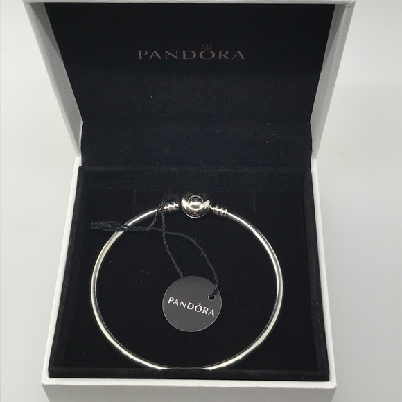 Pandora | Jewelry | Pandora Moments Heart Clasp Bangle | Poshmark